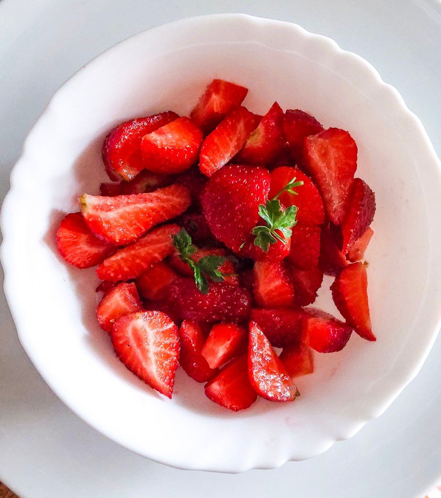 Brandy Infused Strawberries - Foodzesty