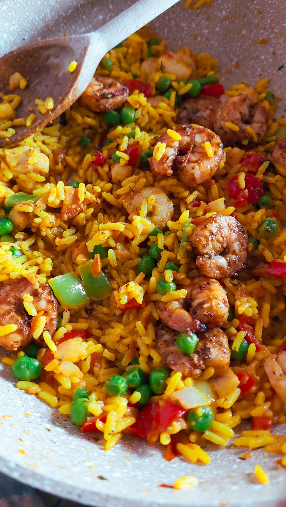 Greek Style Paella - Foodzesty